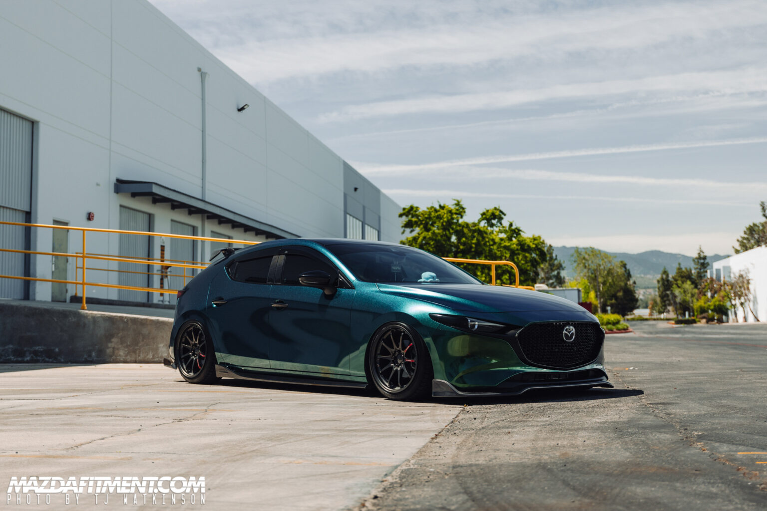 CHAMELEON GOLD GREEN MZ3 – Mazda Fitment